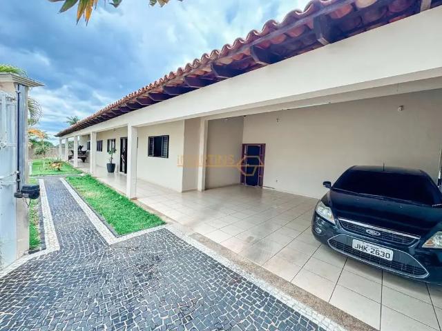 Casa / Sobrado para Venda em Araguari/MG Jardim Panorama 4 Quartos