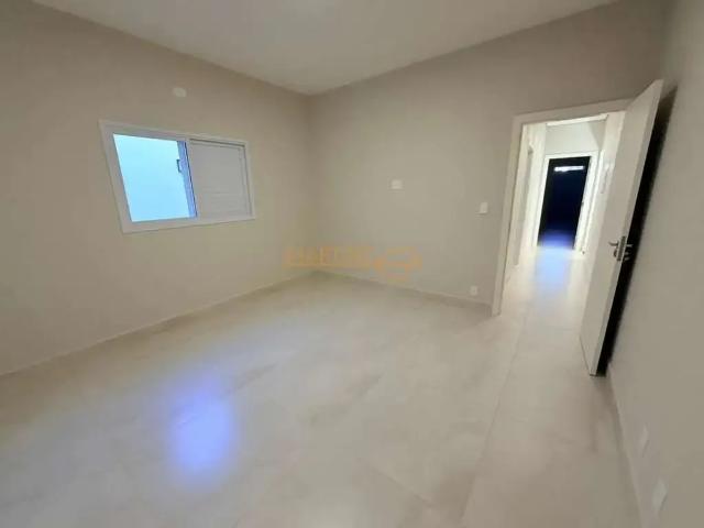Casa / Sobrado para Venda em Araguari/MG Rosário 3 Quartos