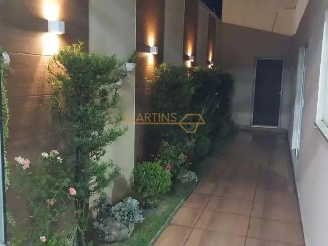 Casa / Sobrado para Venda em Araguari/MG Goiás 1 Quartos