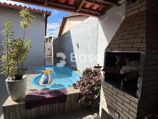 Casa / Sobrado para Venda em Araguari/MG Santiago 2 Quartos