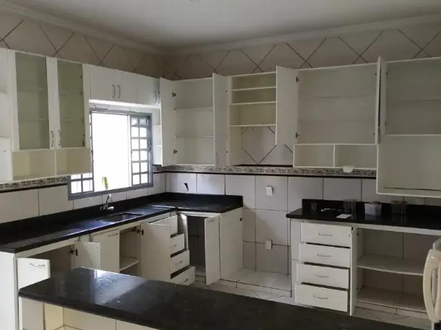 Casa / Sobrado para Venda em Araguari/MG Sibipiruna 3 Quartos