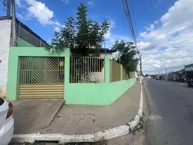 Casa / Sobrado para Venda em Arapiraca/AL Bom Sucesso 3 Quartos