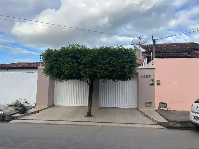 Casa / Sobrado para Venda em Arapiraca/AL Primavera 3 Quartos