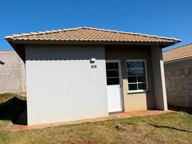 Casa / Sobrado para Venda em Arapongas/PR Vila Triângulo 2 Quartos