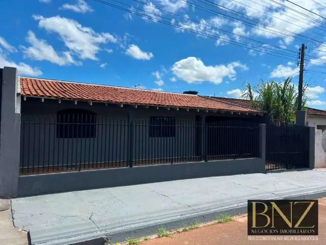 Casa / Sobrado para Venda em Arapongas/PR Conjunto Padre Bernardo Merckel 2 Quartos