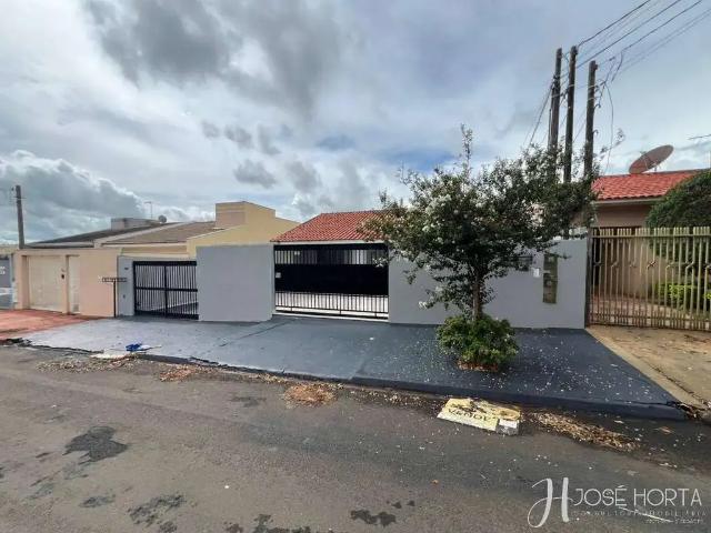 Casa / Sobrado para Venda em Arapongas/PR Jardim Petrópolis 3 Quartos