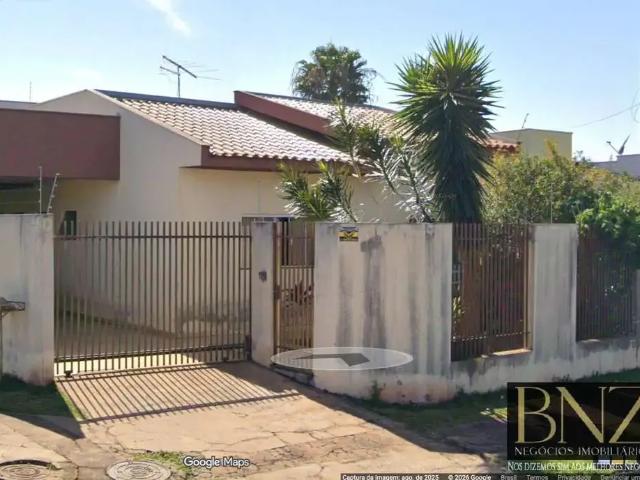 Casa / Sobrado para Venda em Arapongas/PR Jardim Vale das Perobas 3 Quartos