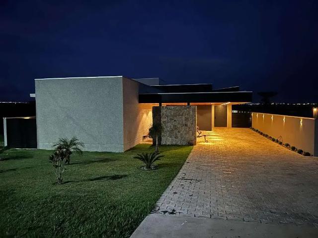 Casa / Sobrado para Venda em Arapongas/PR Parque Monterrey 4 Quartos