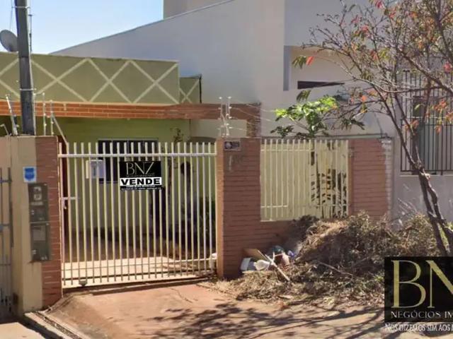 Casa / Sobrado para Venda em Arapongas/PR Residencial Araucarias 2 Quartos