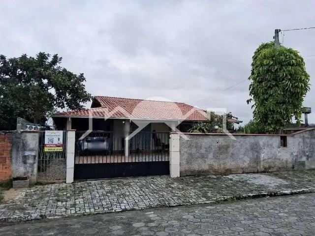 Casa / Sobrado para Venda em Araquari/SC Colégio Agrícola 2 Quartos