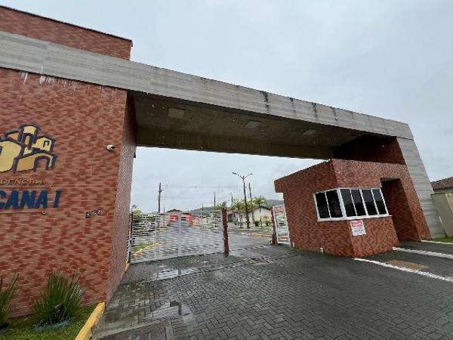Casa / Sobrado para Venda em Araquari/SC Centro 2 Quartos
