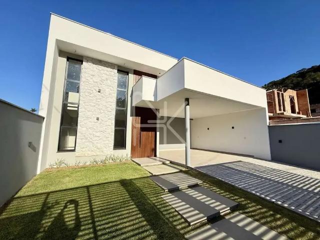 Casa / Sobrado para Venda em Araquari/SC Centro 3 Quartos
