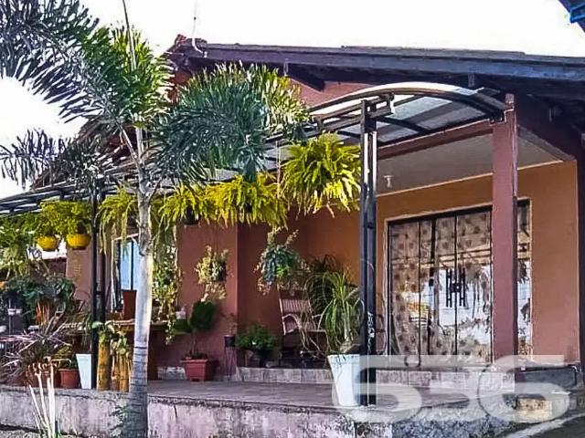 Casa / Sobrado para Venda em Araquari/SC Itinga 5 Quartos