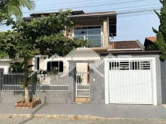 Casa / Sobrado para Venda em Araquari/SC Itinga 3 Quartos