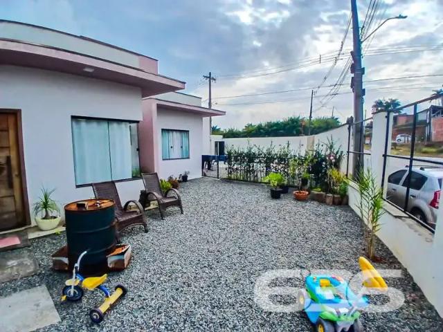 Casa / Sobrado para Venda em Araquari/SC Itinga 3 Quartos