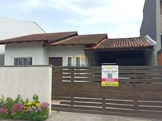 Casa / Sobrado para Venda em Araquari/SC Itinga 3 Quartos