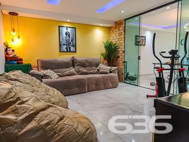 Casa / Sobrado para Venda em Araquari/SC Volta Redonda 4 Quartos