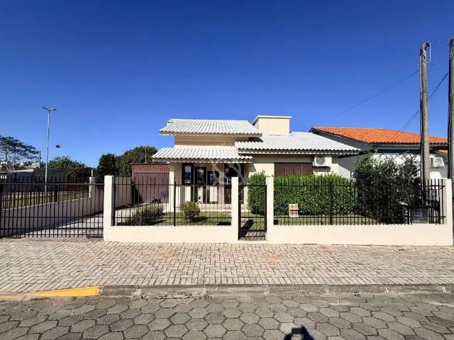Casa / Sobrado para Venda em Araranguá/SC Urussanguinha 2 Quartos