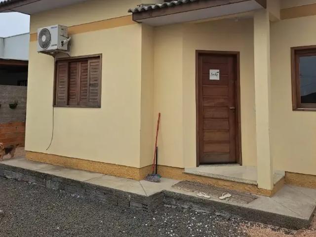 Casa / Sobrado para Venda em Araranguá/SC Caverazinho 2 Quartos