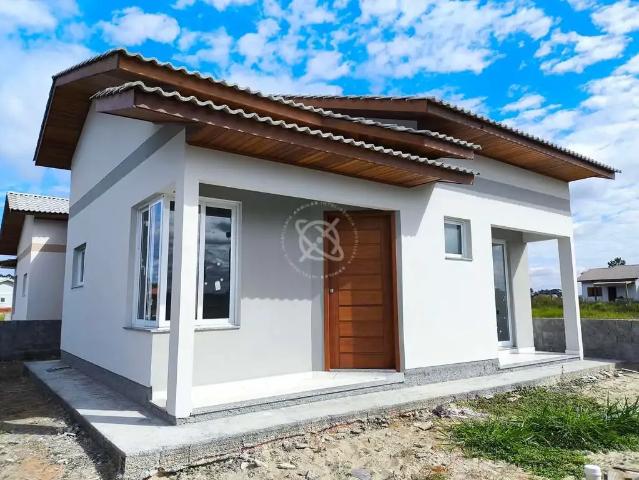 Casa / Sobrado para Venda em Araranguá/SC Caverazinho 3 Quartos