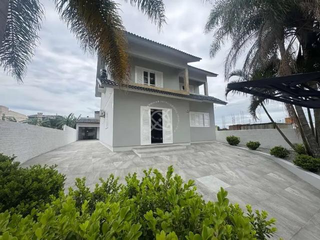 Casa / Sobrado para Venda em Araranguá/SC Cidade Alta 3 Quartos