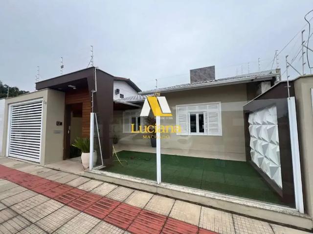 Casa / Sobrado para Venda em Araranguá/SC Coloninha 3 Quartos