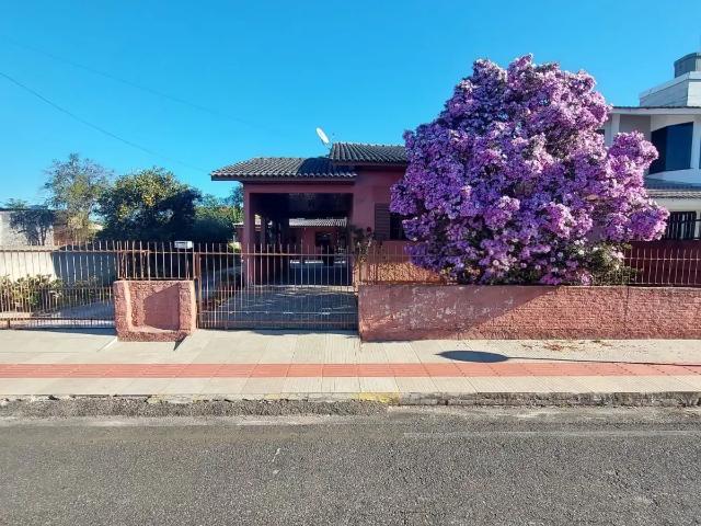 Casa / Sobrado para Venda em Araranguá/SC Coloninha 3 Quartos