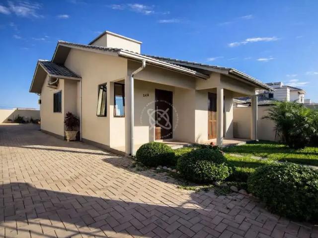 Casa / Sobrado para Venda em Araranguá/SC Nova Divinéia 3 Quartos