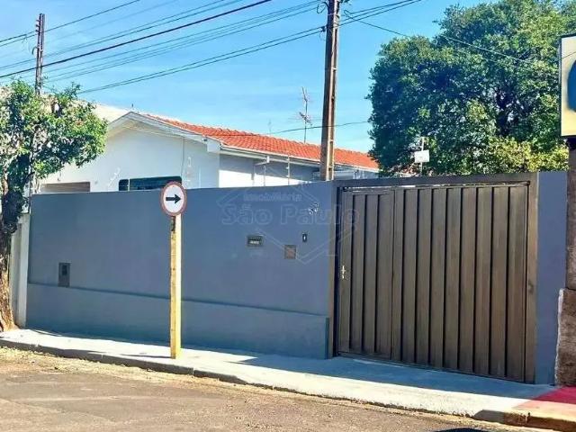 Casa / Sobrado para Venda em Araraquara/SP Centro 1 Quartos