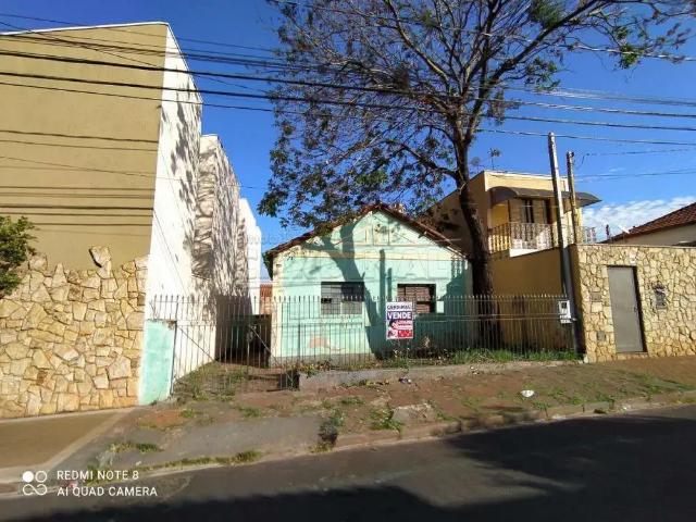 Casa / Sobrado para Venda em Araraquara/SP Centro 1 Quartos