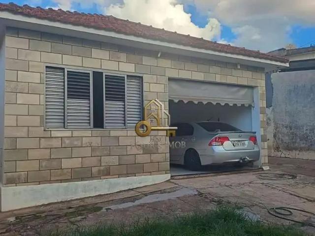 Casa / Sobrado para Venda em Araraquara/SP Centro 2 Quartos