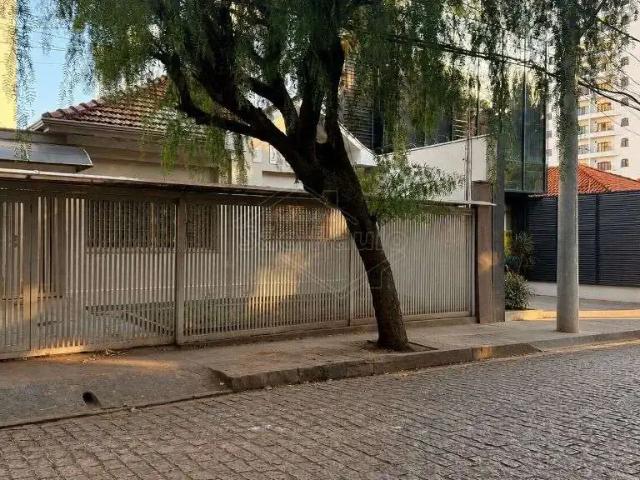 Casa / Sobrado para Venda em Araraquara/SP Centro 2 Quartos