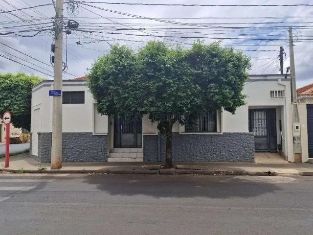 Casa / Sobrado para Venda em Araraquara/SP Centro 2 Quartos
