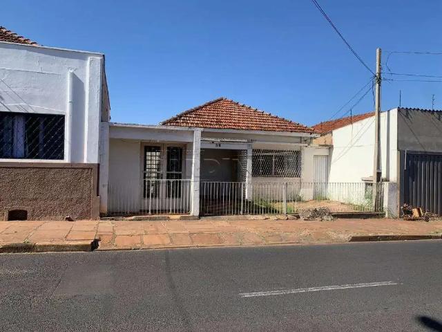 Casa / Sobrado para Venda em Araraquara/SP Centro 2 Quartos