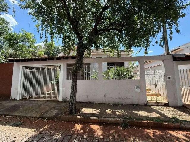 Casa / Sobrado para Venda em Araraquara/SP Centro 3 Quartos