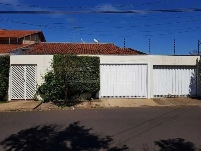 Casa / Sobrado para Venda em Araraquara/SP Centro 3 Quartos