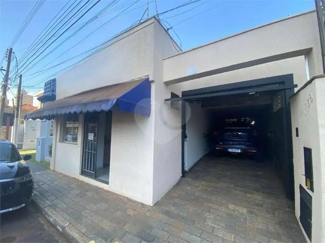 Casa / Sobrado para Venda em Araraquara/SP Centro 3 Quartos