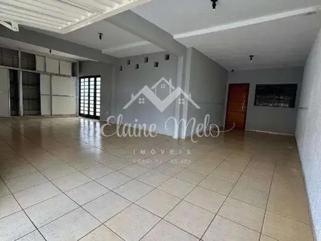 Casa / Sobrado para Venda em Araraquara/SP Centro 3 Quartos