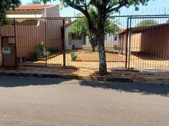Casa / Sobrado para Venda em Araraquara/SP Centro 3 Quartos