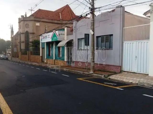Casa / Sobrado para Venda em Araraquara/SP Centro 3 Quartos