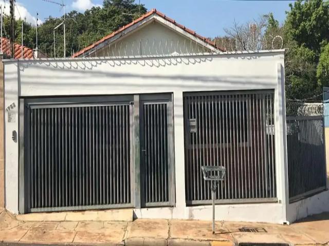Casa / Sobrado para Venda em Araraquara/SP Centro 3 Quartos