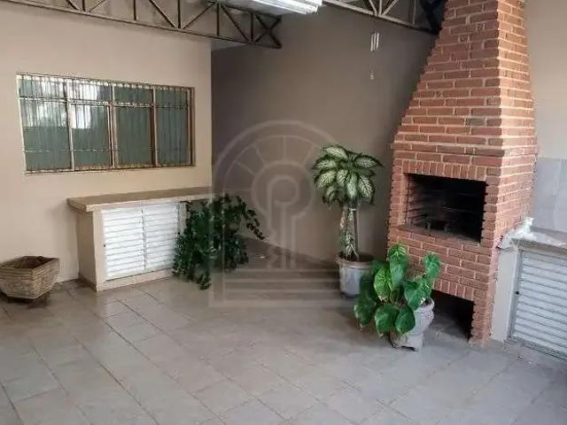 Casa / Sobrado para Venda em Araraquara/SP Centro 3 Quartos