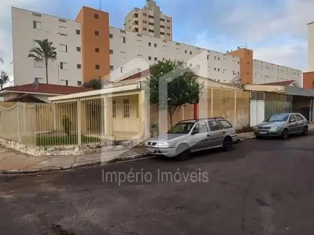 Casa / Sobrado para Venda em Araraquara/SP Centro 3 Quartos