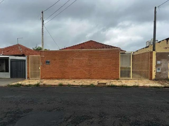 Casa / Sobrado para Venda em Araraquara/SP Centro 3 Quartos