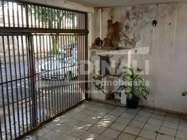 Casa / Sobrado para Venda em Araraquara/SP Centro 3 Quartos