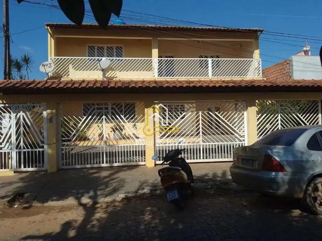 Casa / Sobrado para Venda em Araraquara/SP Centro 5 Quartos