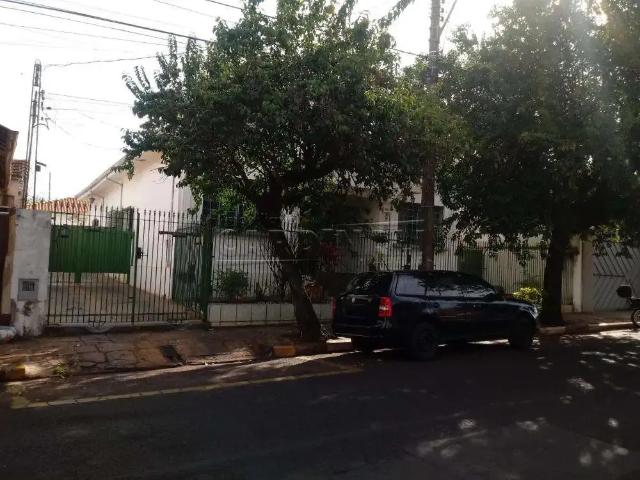 Casa / Sobrado para Venda em Araraquara/SP Centro 5 Quartos