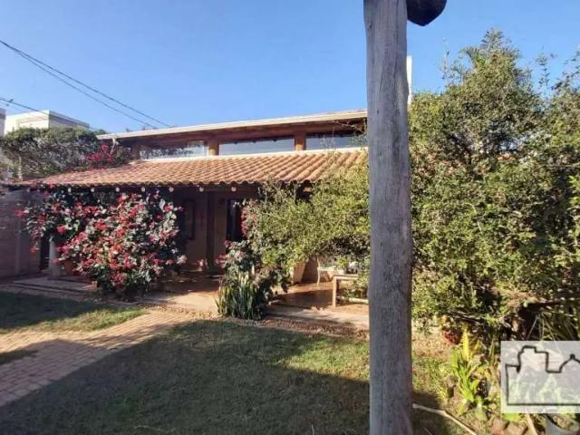 Casa / Sobrado para Venda em Araraquara/SP Cidade Jardim 3 Quartos