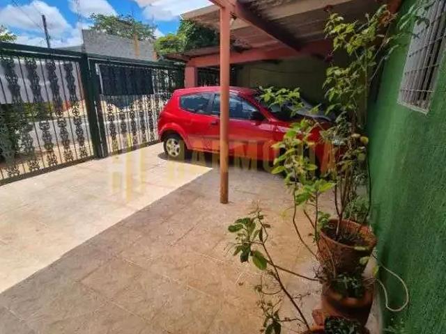 Casa / Sobrado para Venda em Araraquara/SP Doutor Tancredo de Almeida Neves 3 Quartos