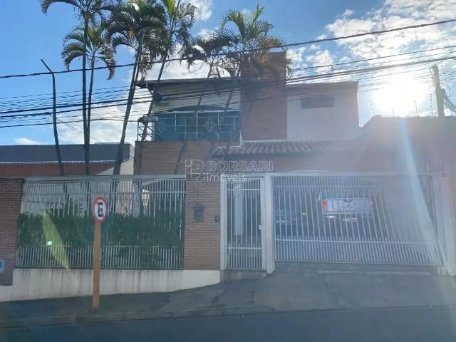 Casa / Sobrado para Venda em Araraquara/SP Jardim Nova América 6 Quartos